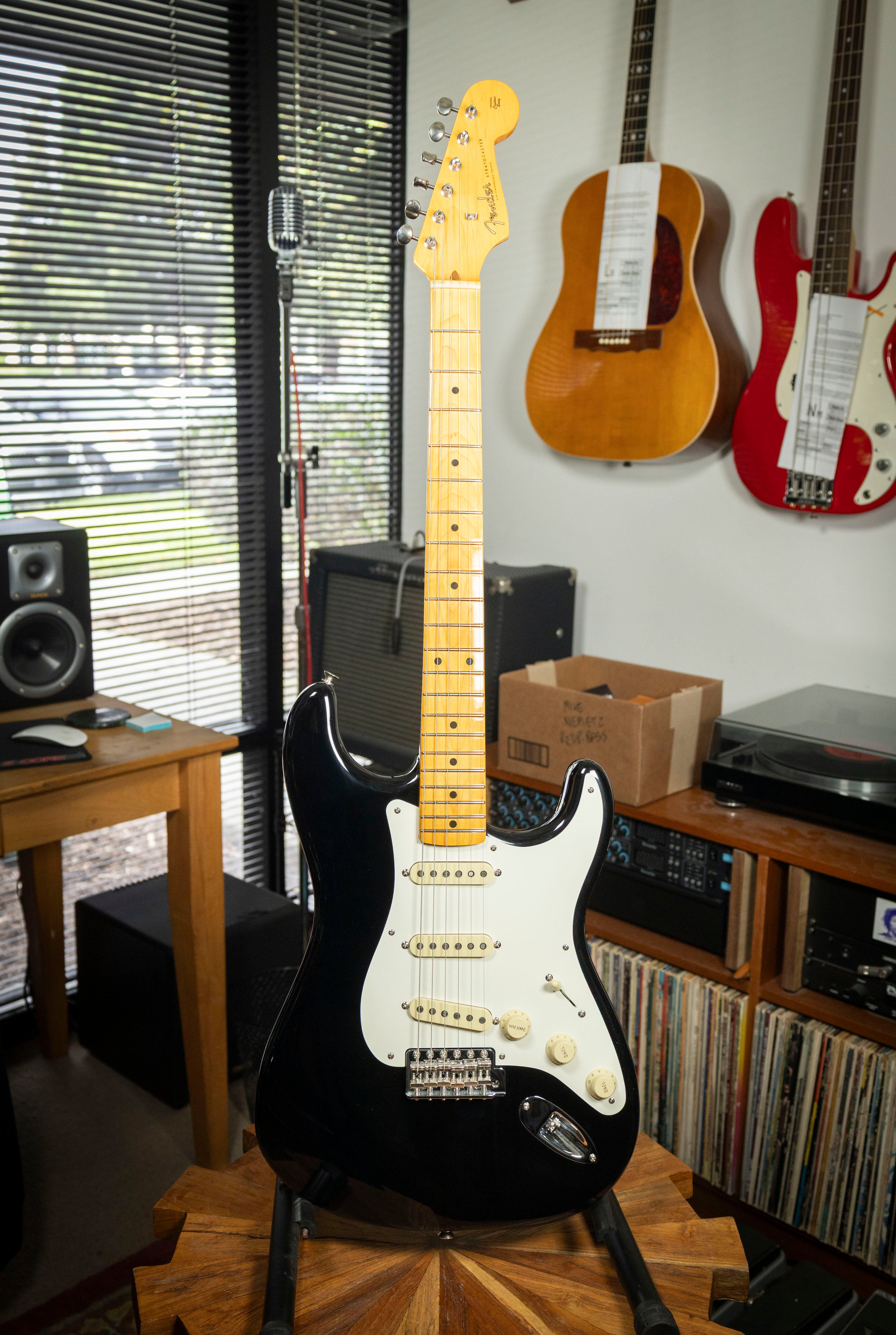 2024 Fender American Vintage 57' - Black – Vintage Guitar Workshop