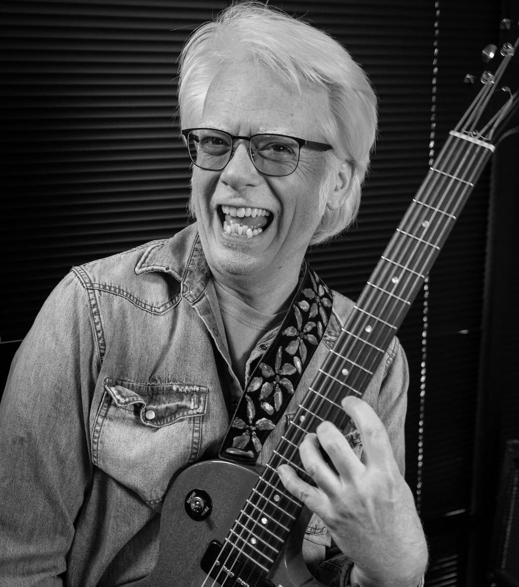 Our Team – Vintage Guitar Workshop